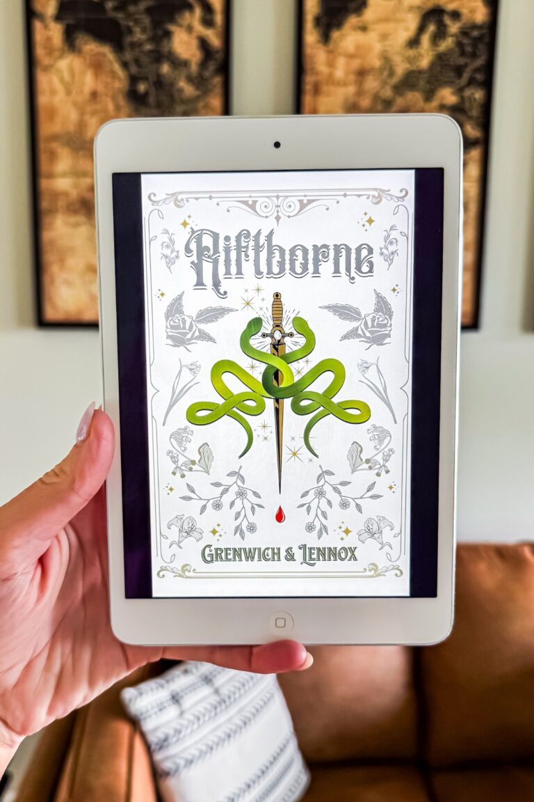 Riftborne (Esprithean Trilogy #1) Book Review - What Lara Reads